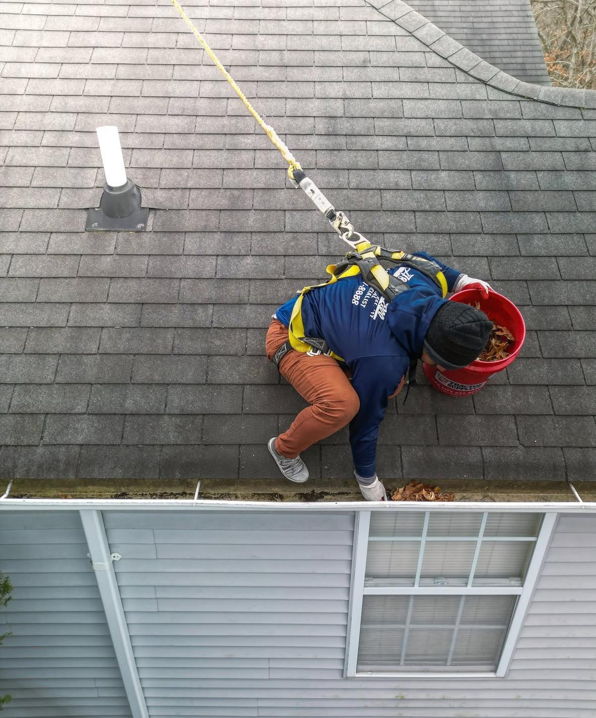 Gutter Cleaning - aboveallpressurecleaning